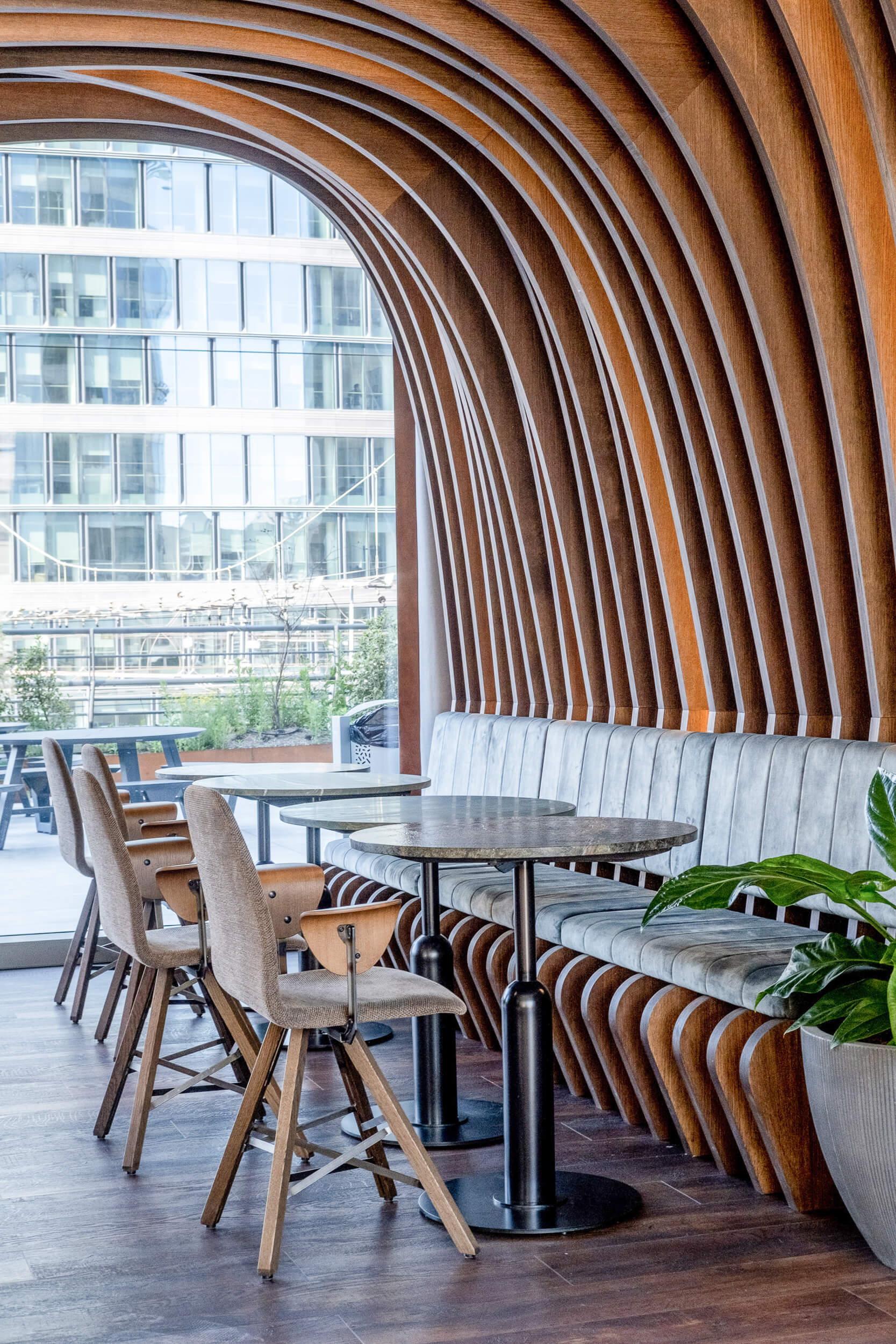 Botanic Tower - Nachtraven